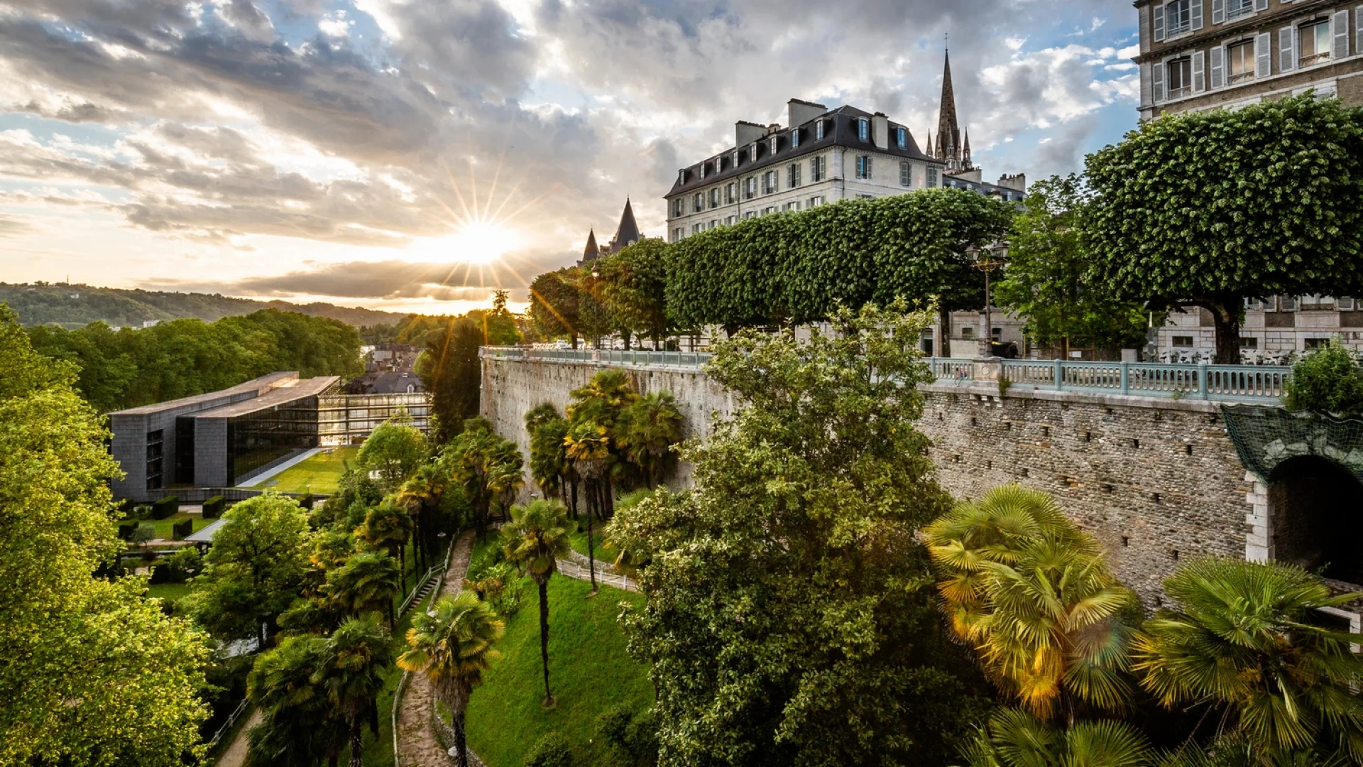 Pau Pyrénées Tourisme
